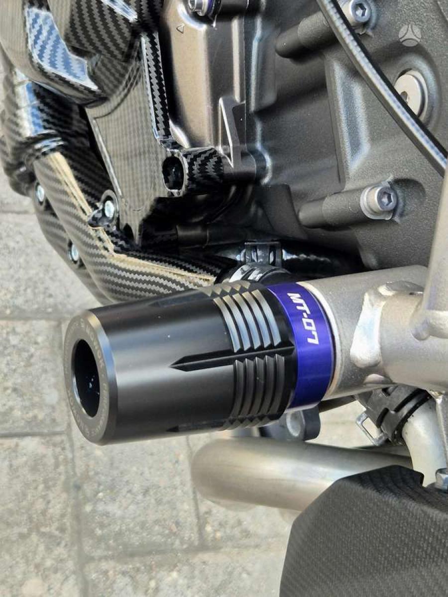 Yamaha MT 07 2015 in Prienai, with an engine capacity of 0.70 L and mileage of 39 thousand km for 4150 €, photo 25 on AUTOMOTO.COM.LV