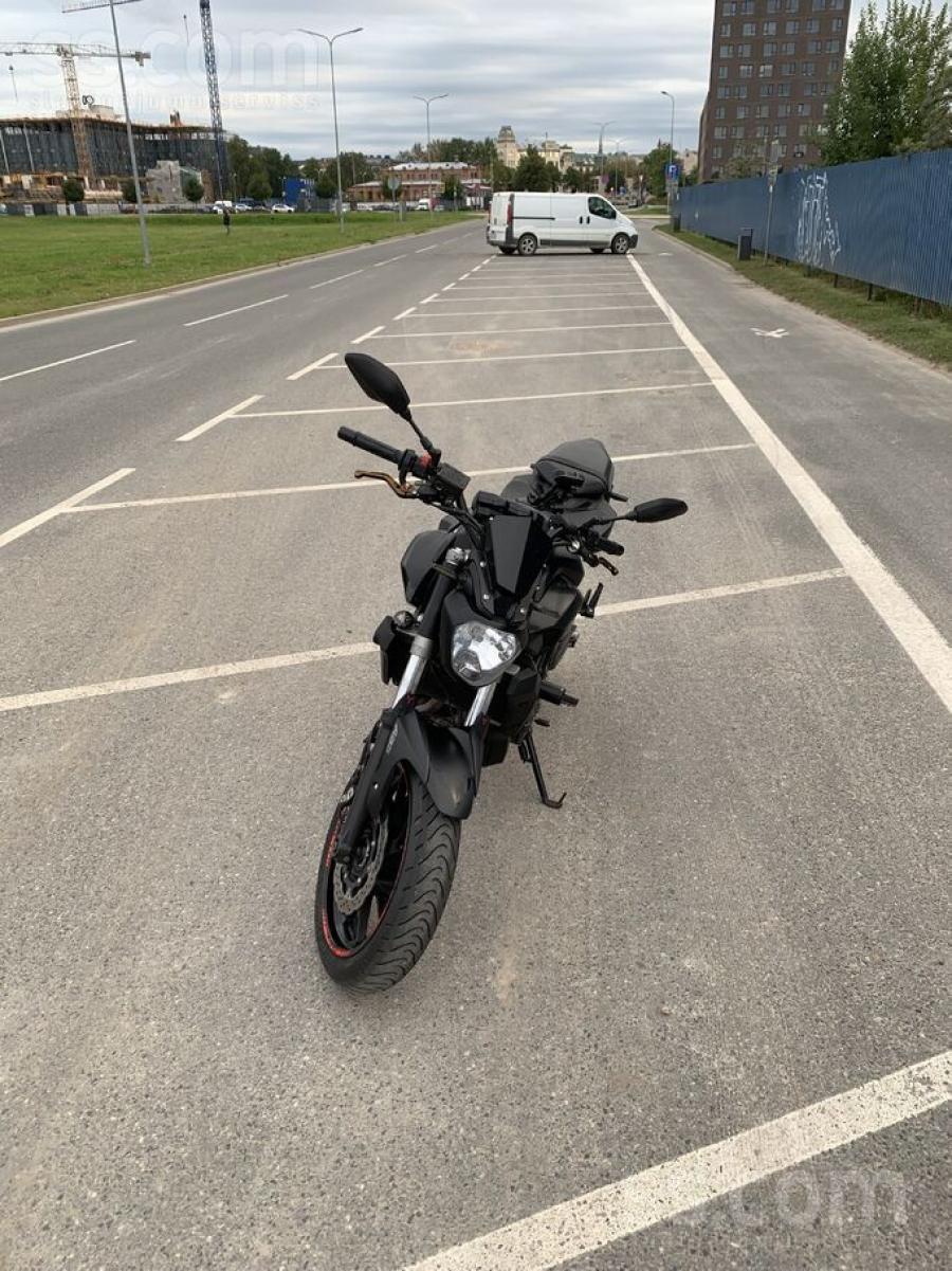 Yamaha MT 07 2015 in Riga, with an engine capacity of 0.69 L and mileage of 0 thousand km for 4600 €, photo 5 on AUTOMOTO.COM.LV