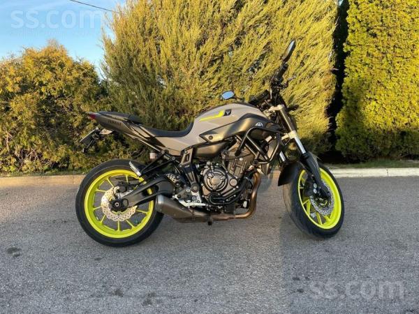 Yamaha MT 07 2016 in Riga, with an engine capacity of 0.69 L and mileage of 0 thousand km for 5000 €, photo 2 on AUTOMOTO.COM.LV