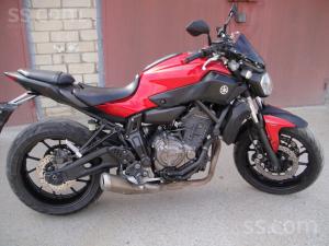 Yamaha MT 07 2016 in Liepaja, with an engine capacity of 0.70 L and mileage of 0 thousand km for 4400 €, photo 3 on AUTOMOTO.COM.LV