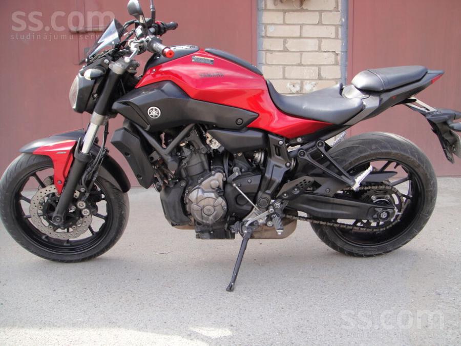 Yamaha MT 07 2016 in Liepaja, with an engine capacity of 0.70 L and mileage of 0 thousand km for 4400 €, photo 5 on AUTOMOTO.COM.LV