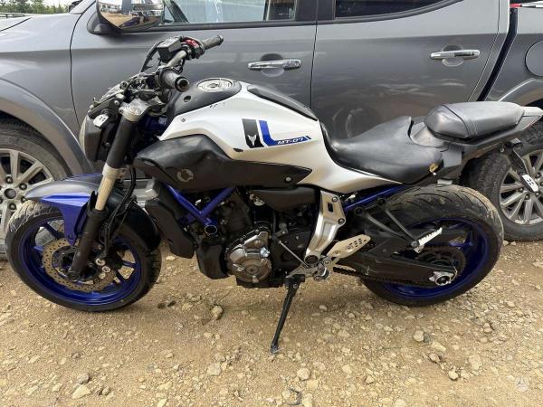 Yamaha MT 07 2016 in Taurage, with an engine capacity of 0.70 L and mileage of 20 thousand km for 2750 €, photo 6 on AUTOMOTO.COM.LV