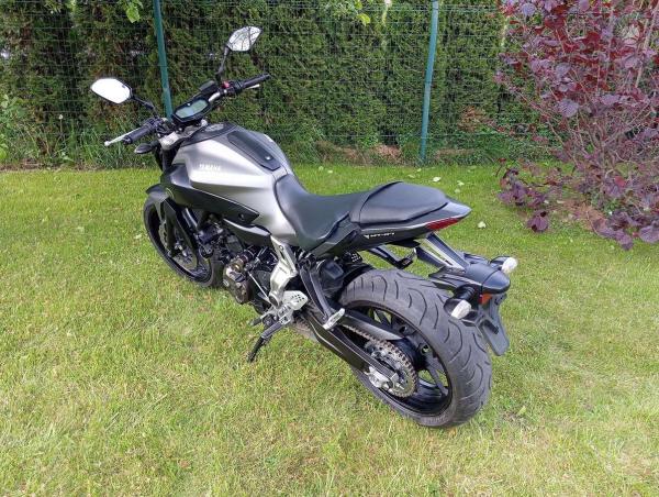 Yamaha MT 07 2016 in Vievis, with an engine capacity of 0.69 L and mileage of 23 thousand km for 3800 €, photo 5 on AUTOMOTO.COM.LV