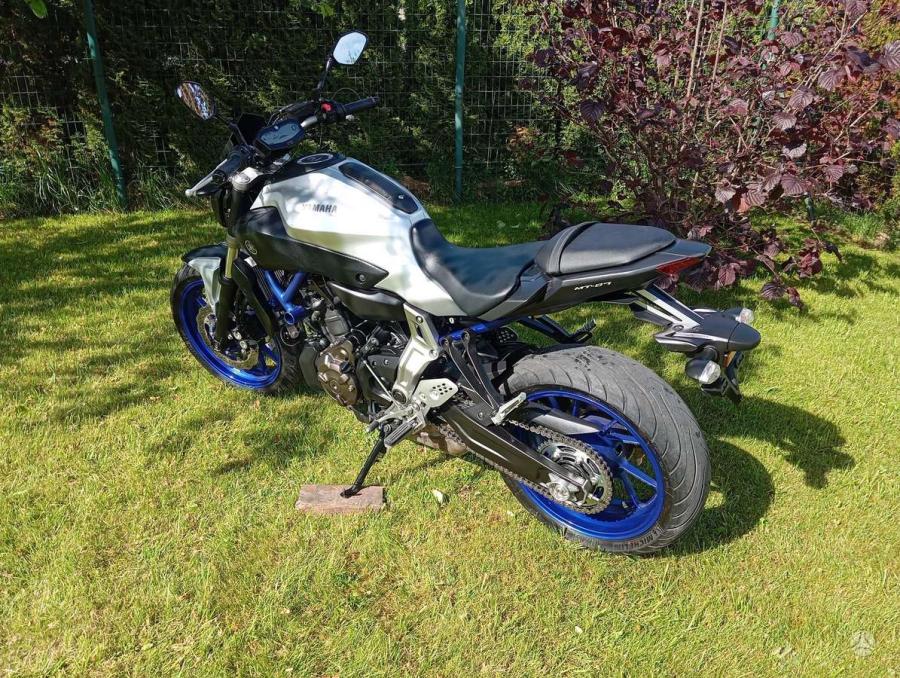Yamaha MT 07 2016 Vievis, ar dzinēja tilpumu 0.69 L un nobraukumu 23 tūkst. km par 3800 €, foto 11 vietnē AUTOMOTO.COM.LV