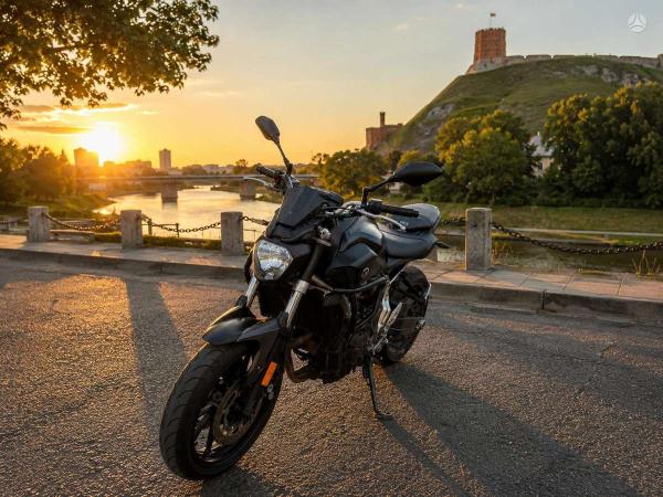 Yamaha MT 07 2016 in Vilnius, with an engine capacity of 0.69 L and mileage of 24 thousand km for 4450 €, photo 1 on AUTOMOTO.COM.LV