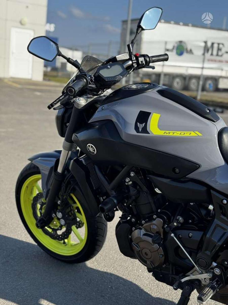 Yamaha MT 07 2016 Viļņa, ar dzinēja tilpumu 0.69 L un nobraukumu 10 tūkst. km par 4399 €, foto 3 vietnē AUTOMOTO.COM.LV