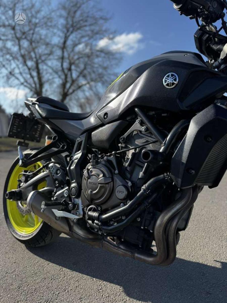 Yamaha MT 07 2016 Viļņa, ar dzinēja tilpumu 0.69 L un nobraukumu 10 tūkst. km par 4399 €, foto 8 vietnē AUTOMOTO.COM.LV