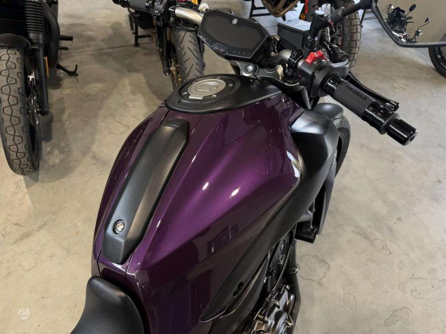 Yamaha MT 07 2016 in Siauliai, with an engine capacity of 0.69 L and mileage of 26 thousand km for 4490 €, photo 13 on AUTOMOTO.COM.LV
