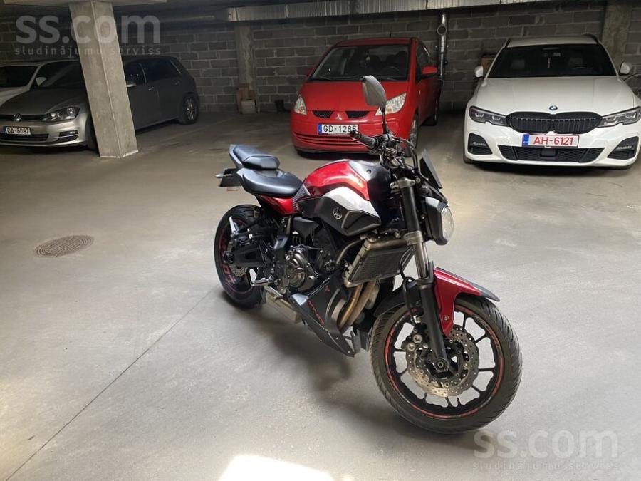 Yamaha MT 07 2016 in Riga, with an engine capacity of 0.69 L and mileage of 0 thousand km for 4600 €, photo 3 on AUTOMOTO.COM.LV