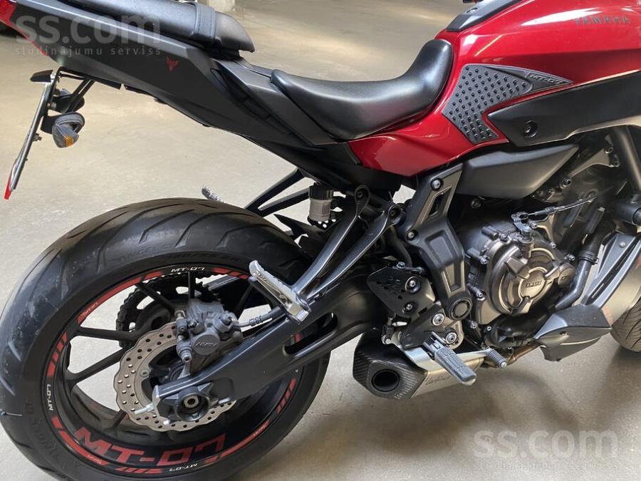 Yamaha MT 07 2016 in Riga, with an engine capacity of 0.69 L and mileage of 0 thousand km for 4600 €, photo 4 on AUTOMOTO.COM.LV
