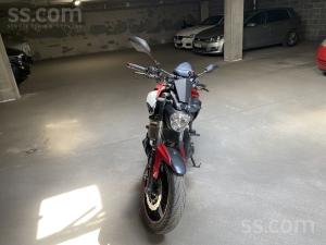 Yamaha MT 07 2016 in Riga, with an engine capacity of 0.69 L and mileage of 0 thousand km for 4600 €, photo 5 on AUTOMOTO.COM.LV