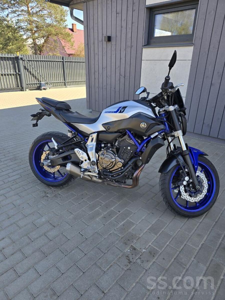 Yamaha MT 07 2016 in Riga, with an engine capacity of 0.69 L and mileage of 0 thousand km for 4200 €, photo 3 on AUTOMOTO.COM.LV