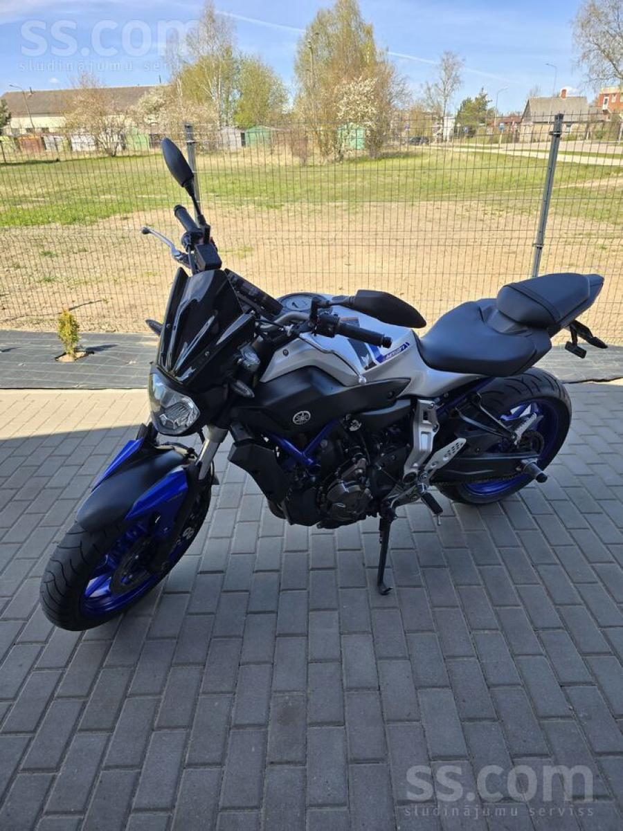 Yamaha MT 07 2016 in Riga, with an engine capacity of 0.69 L and mileage of 0 thousand km for 4200 €, photo 5 on AUTOMOTO.COM.LV