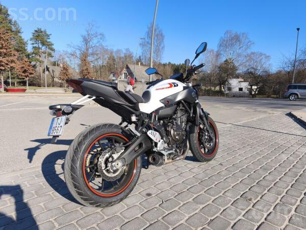 Yamaha MT 07 2017 Ogre, ar dzinēja tilpumu 0.69 L un nobraukumu 0 tūkst. km par 4900 €, foto 3 vietnē AUTOMOTO.COM.LV