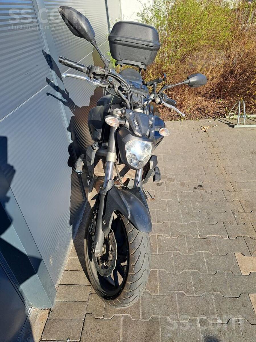Yamaha MT 07 2017 in Riga, with an engine capacity of 0.69 L and mileage of 0 thousand km for 4850 €, photo 5 on AUTOMOTO.COM.LV