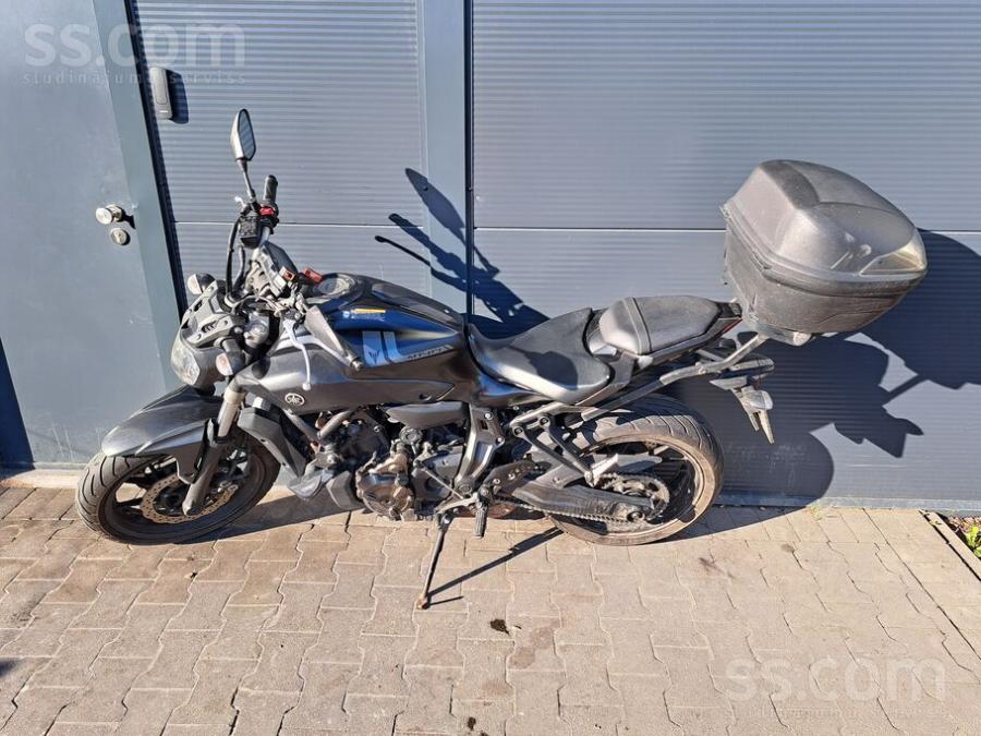 Yamaha MT 07 2017 in Riga, with an engine capacity of 0.69 L and mileage of 0 thousand km for 4850 €, photo 6 on AUTOMOTO.COM.LV