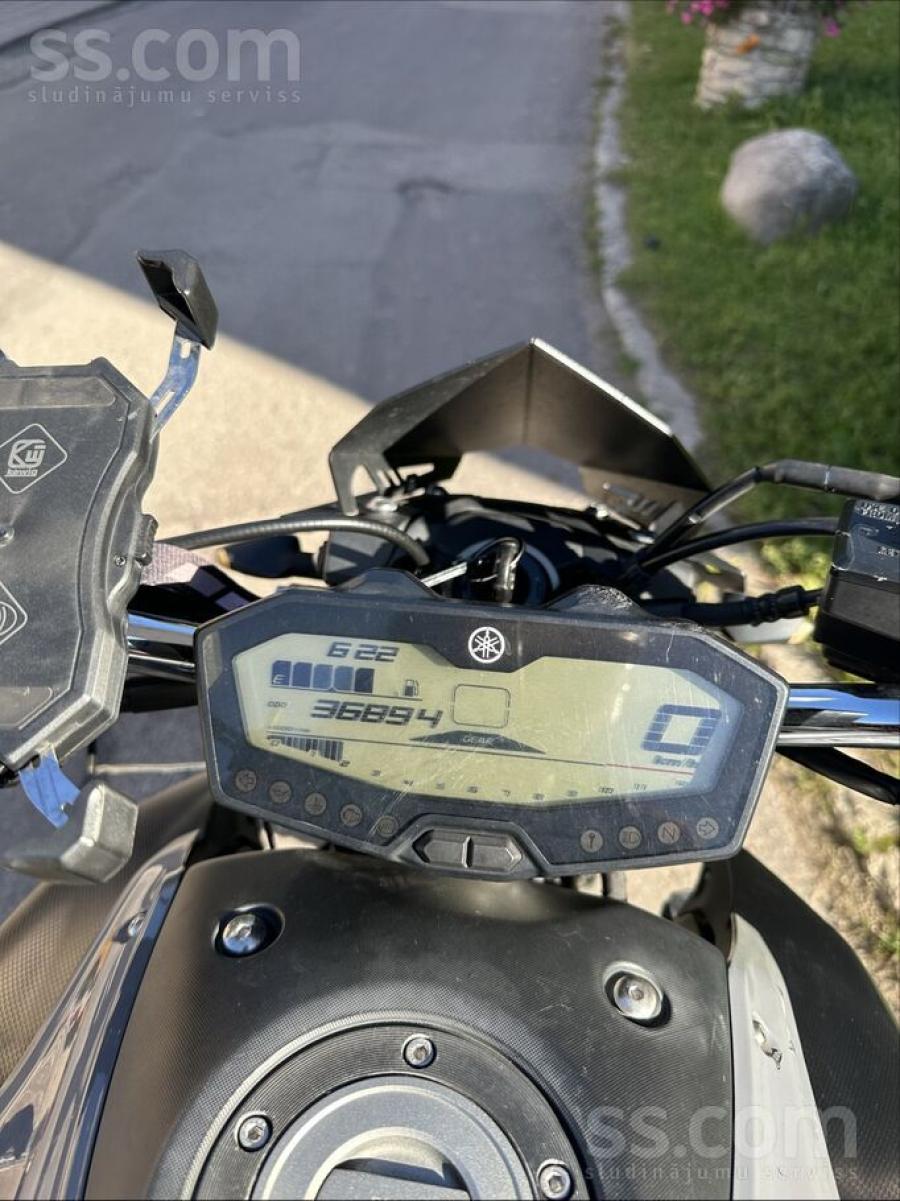 Yamaha MT 07 2017 in Riga, with an engine capacity of 0.69 L and mileage of 0 thousand km for 4100 €, photo 4 on AUTOMOTO.COM.LV