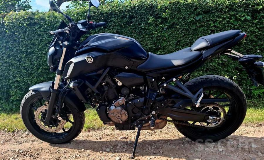 Yamaha MT 07 2018 in Tukums, with an engine capacity of 0.70 L and mileage of 0 thousand km for 4350 €, photo 3 on AUTOMOTO.COM.LV