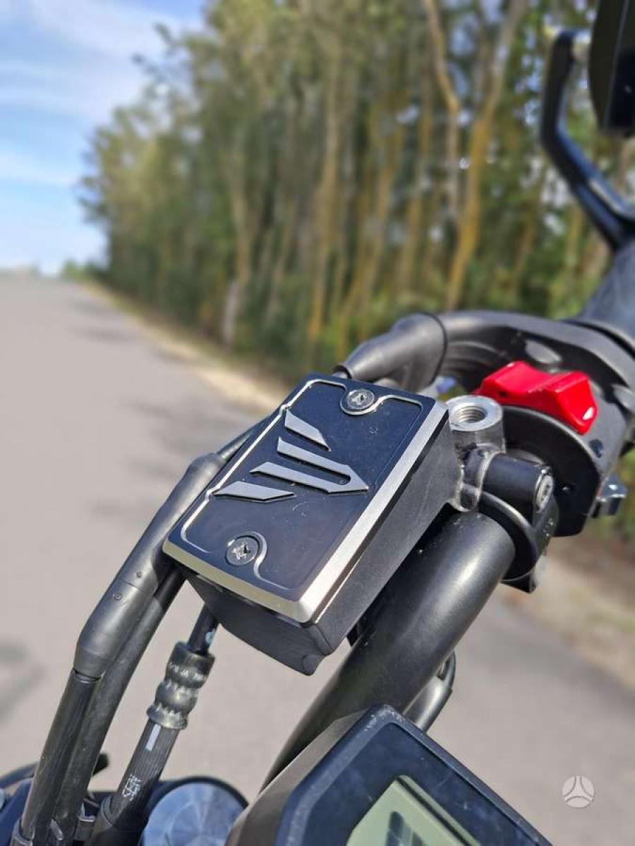 Yamaha MT 07 2018 in Raseiniai, with an engine capacity of 0.70 L and mileage of 22 thousand km for 4990 €, photo 15 on AUTOMOTO.COM.LV