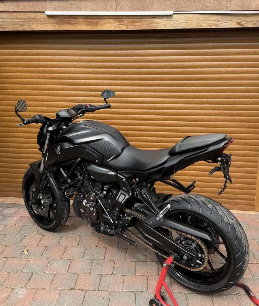 Yamaha MT 07 2019 in Lazdijai, with an engine capacity of 0.70 L and mileage of 22 thousand km for 5250 €, photo 8 on AUTOMOTO.COM.LV