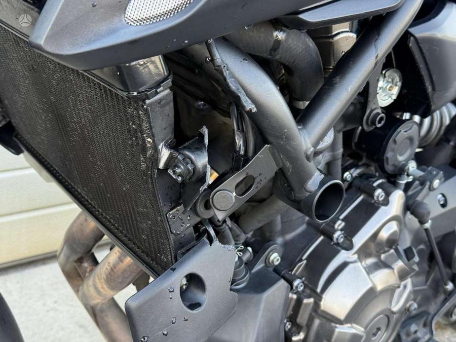 Yamaha MT 07 2020 in Vilkaviskis, with an engine capacity of 0.70 L and mileage of 48 thousand km for 3900 €, photo 9 on AUTOMOTO.COM.LV