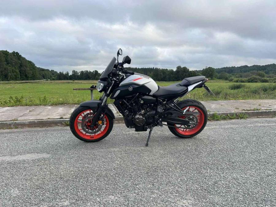 Yamaha MT 07 2020 in Klaipeda, with an engine capacity of 0.70 L and mileage of 14 thousand km for 5300 €, photo 4 on AUTOMOTO.COM.LV