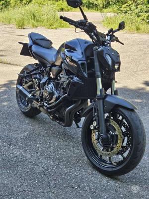 Yamaha MT 07 2022 Palanga, ar dzinēja tilpumu 0.69 L un nobraukumu 21 tūkst. km par 5850 €, foto  vietnē AUTOMOTO.COM.LV