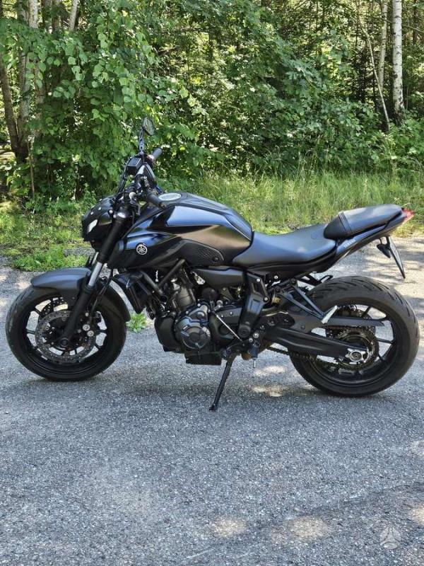 Yamaha MT 07 2022 Palanga, ar dzinēja tilpumu 0.69 L un nobraukumu 21 tūkst. km par 5850 €, foto 2 vietnē AUTOMOTO.COM.LV