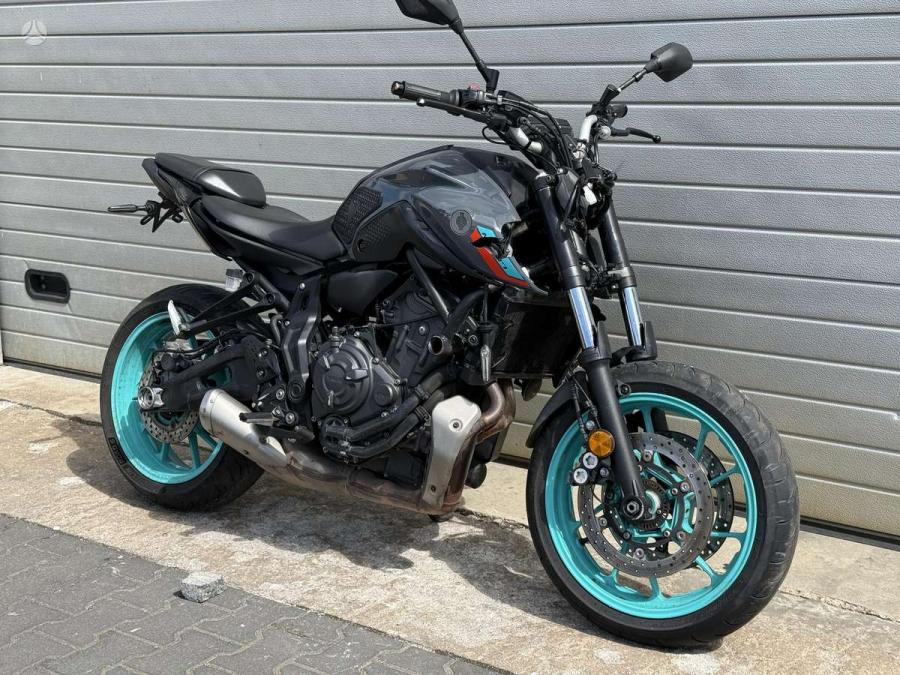 Yamaha MT 07 2022 in Vilkaviskis, with an engine capacity of 0.70 L and mileage of 33 thousand km for 4000 €, photo 1 on AUTOMOTO.COM.LV