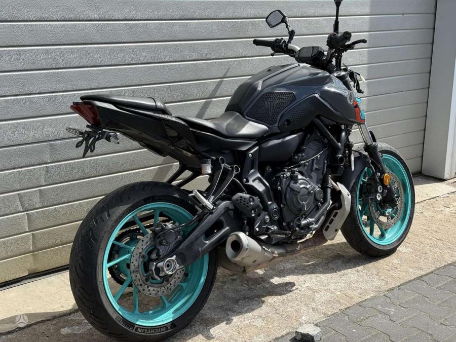 Yamaha MT 07 2022 in Vilkaviskis, with an engine capacity of 0.70 L and mileage of 33 thousand km for 4000 €, photo 4 on AUTOMOTO.COM.LV