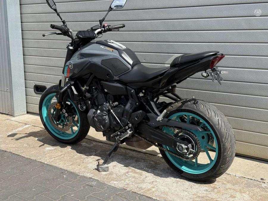 Yamaha MT 07 2022 in Vilkaviskis, with an engine capacity of 0.70 L and mileage of 33 thousand km for 4000 €, photo 7 on AUTOMOTO.COM.LV