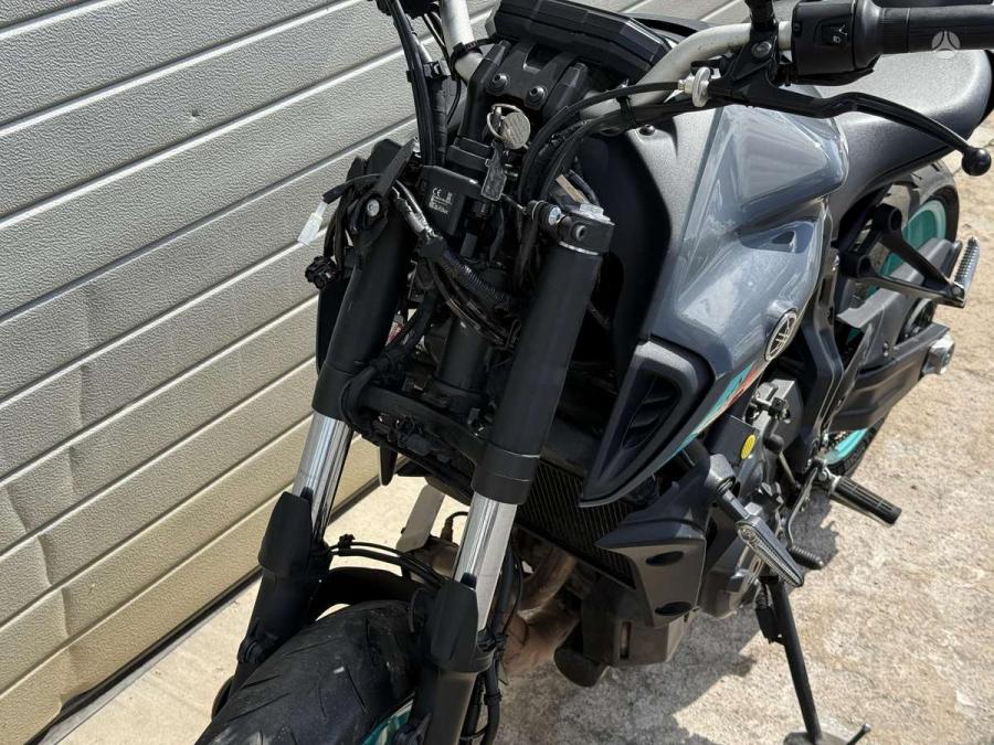 Yamaha MT 07 2022 in Vilkaviskis, with an engine capacity of 0.70 L and mileage of 33 thousand km for 4000 €, photo 8 on AUTOMOTO.COM.LV