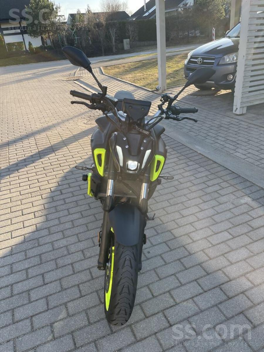 Yamaha MT 07 2023 in Riga, with an engine capacity of 0.69 L and mileage of 0 thousand km for 7200 €, photo 3 on AUTOMOTO.COM.LV