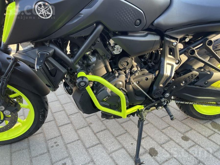 Yamaha MT 07 2023 in Riga, with an engine capacity of 0.69 L and mileage of 0 thousand km for 7200 €, photo 5 on AUTOMOTO.COM.LV