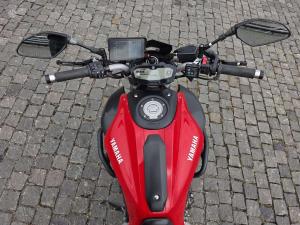 Red Yamaha MT 07 2014 in Kaunas, with an engine capacity of 0.00 L and mileage of 39 thousand km for 4150 €, photo 11 on AUTOMOTO.COM.LV