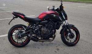 Sarkans Yamaha MT 07 2018 Kazlų Rūda, ar dzinēja tilpumu 0.69 L un nobraukumu 18 tūkst. km par 5000 €, foto 5 vietnē AUTOMOTO.COM.LV