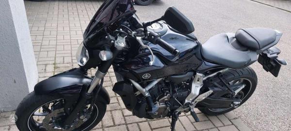 Violet Yamaha MT 07 2014 in Vilnius, with an engine capacity of 0.69 L and mileage of 17 thousand km for 4600 €, photo 2 on AUTOMOTO.COM.LV