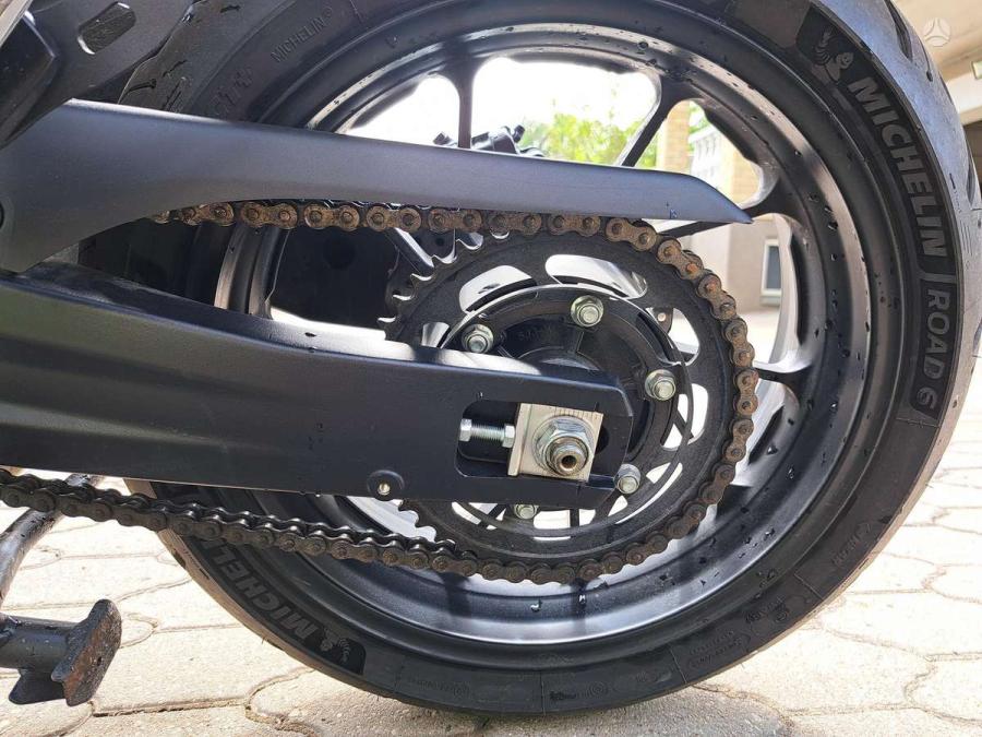 White Yamaha MT 07 2021 in Pasvalys, with an engine capacity of 0.70 L and mileage of 2 thousand km for 5950 €, photo 17 on AUTOMOTO.COM.LV