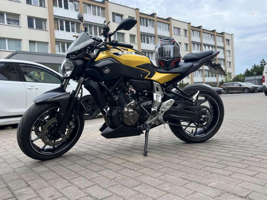 Dzeltens Yamaha MT 07 2015 Viļņa, ar dzinēja tilpumu 0.69 L un nobraukumu 14 tūkst. km par 4400 €, foto 1 vietnē AUTOMOTO.COM.LV