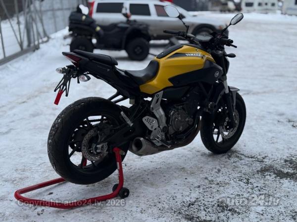 Dzeltens Yamaha MT 07 2016 Pērnava, ar dzinēja tilpumu 0.70 L un nobraukumu 39 tūkst. km par 4890 €, foto 7 vietnē AUTOMOTO.COM.LV