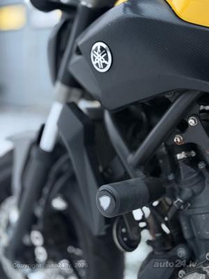 Dzeltens Yamaha MT 07 2016 Pērnava, ar dzinēja tilpumu 0.70 L un nobraukumu 39 tūkst. km par 4890 €, foto 10 vietnē AUTOMOTO.COM.LV