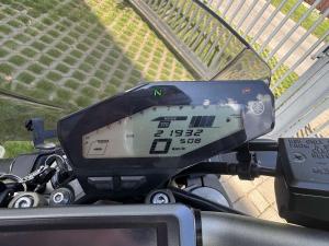 Черный Ямаха MT 09 2014 в Вильнюс, объемом двигателя 0.85 л и пробегом 22 тыс. км за 4900 €, фото 4 на AUTOMOTO.COM.LV