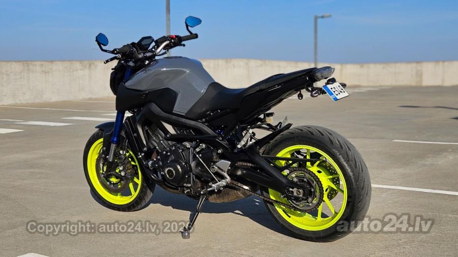 Melns Yamaha MT 09 2016 Tallina, ar dzinēja tilpumu 0.85 L un nobraukumu 34 tūkst. km par 5700 €, foto 1 vietnē AUTOMOTO.COM.LV