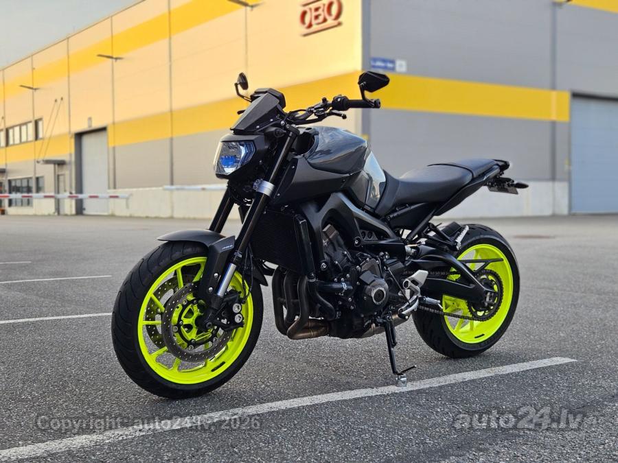 Black Yamaha MT 09 2016 in Tallinn, with an engine capacity of 0.85 L and mileage of 34 thousand km for 4700 €, photo 1 on AUTOMOTO.COM.LV