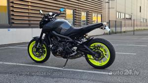 Black Yamaha MT 09 2016 in Tallinn, with an engine capacity of 0.85 L and mileage of 34 thousand km for 4700 €, photo 4 on AUTOMOTO.COM.LV
