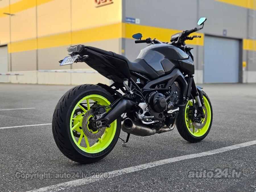 Black Yamaha MT 09 2016 in Tallinn, with an engine capacity of 0.85 L and mileage of 34 thousand km for 4700 €, photo 7 on AUTOMOTO.COM.LV