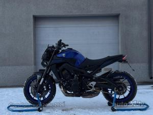 Black Yamaha MT 09 2017 in Parnu, with an engine capacity of 0.90 L and mileage of 36 thousand km for 7190 €, photo  on AUTOMOTO.COM.LV