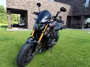 Black Yamaha MT 09 2018 in Vilnius, with an engine capacity of 0.85 L and mileage of 28 thousand km for 5500 €, photo 5 on AUTOMOTO.COM.LV