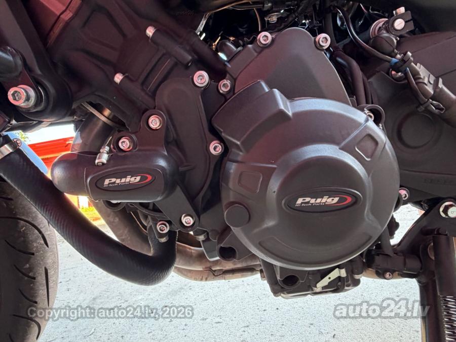 Black Yamaha MT 09 2020 in Tallinn, with an engine capacity of 0.85 L and mileage of 21 thousand km for 7000 €, photo 7 on AUTOMOTO.COM.LV