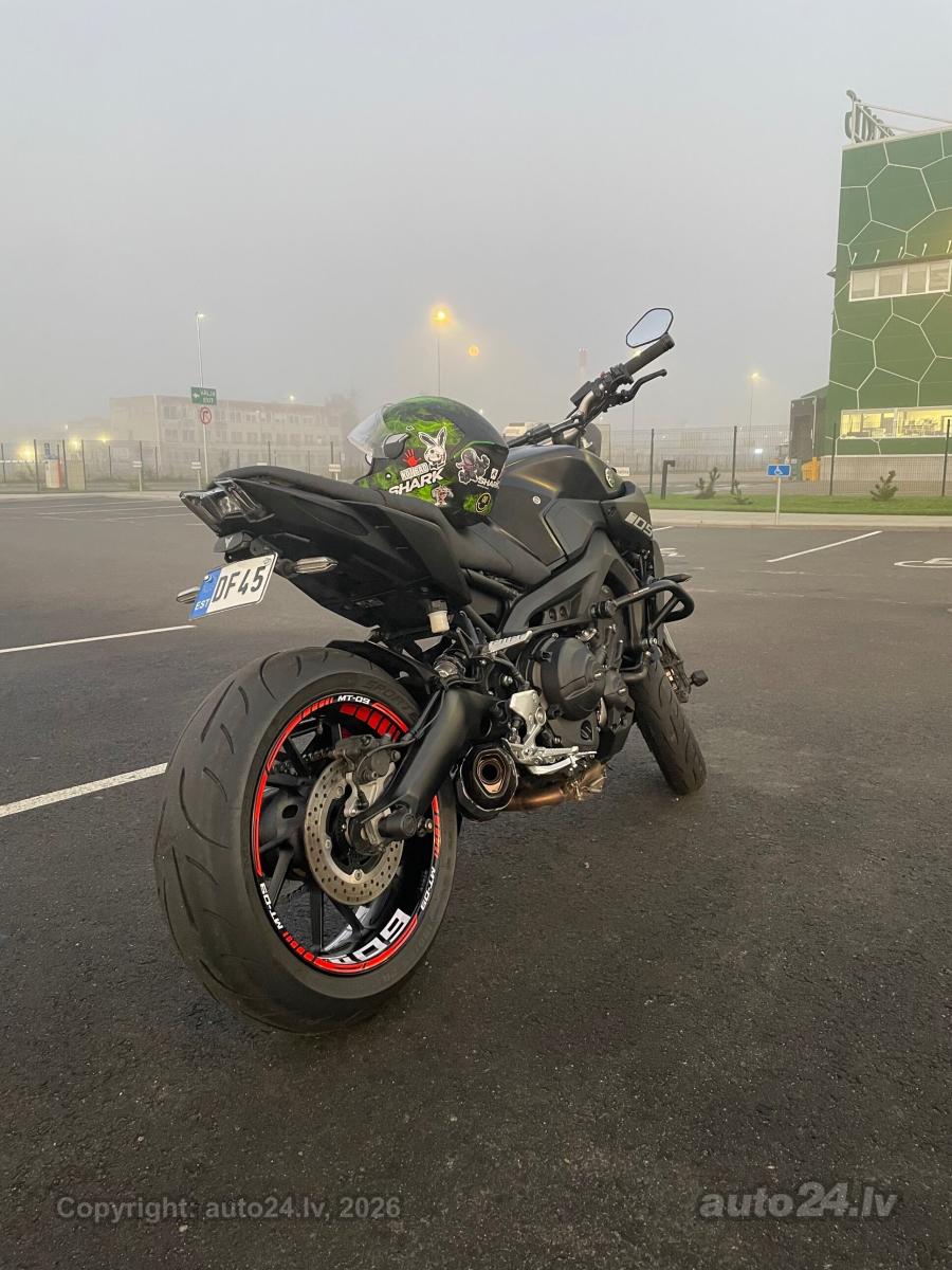 Black Yamaha MT 09 2020 in Tallinn, with an engine capacity of 0.85 L and mileage of 21 thousand km for 7000 €, photo 10 on AUTOMOTO.COM.LV